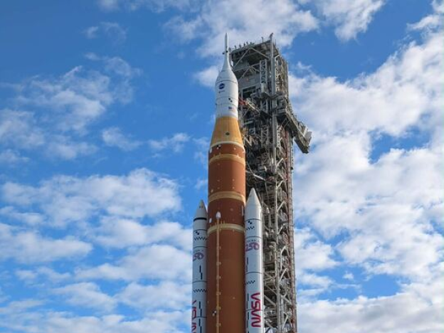 KUOW - NASA's Artemis II craft meets the launch pad ahead of crewed ...