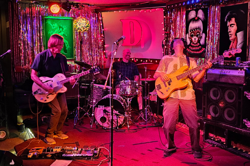 KUOW - Surf X Surfwest: Riding the Northwest's surf rock wave