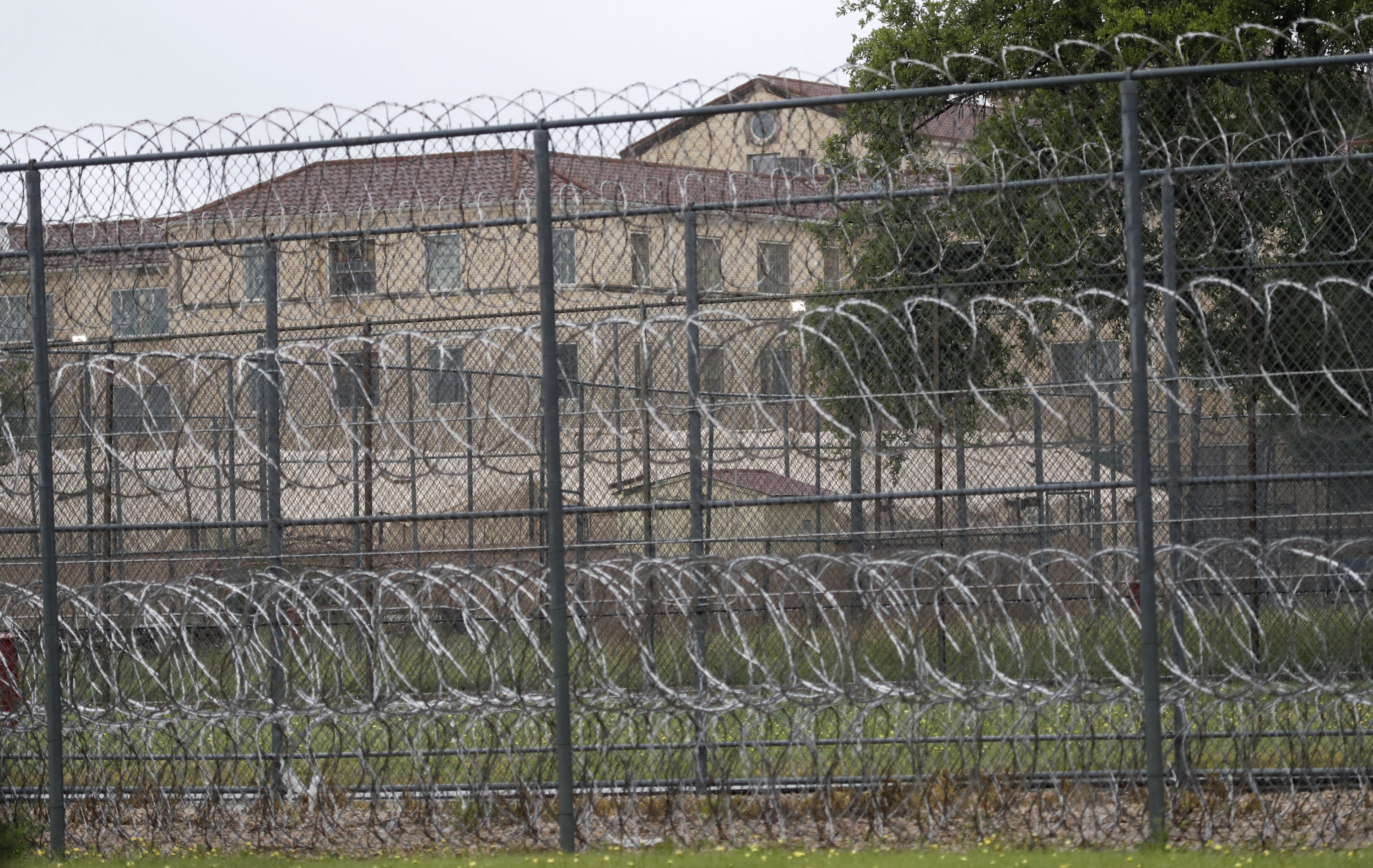 KUOW - As Texas Prisons Struggle With Coronavirus Cases, Paroled ...