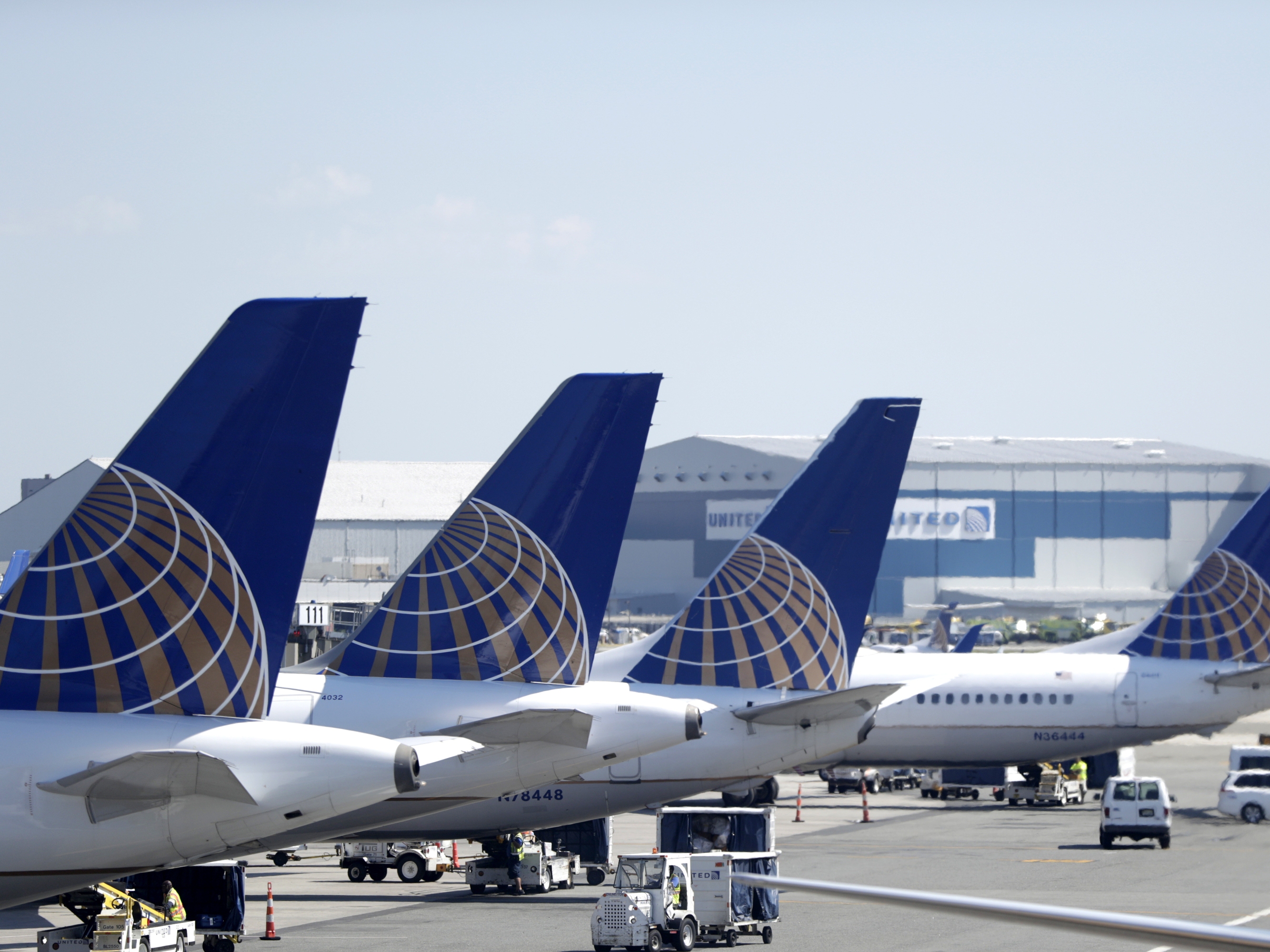 KUOW - United Airlines flight to Spain pulls U-turn, apparently over ...